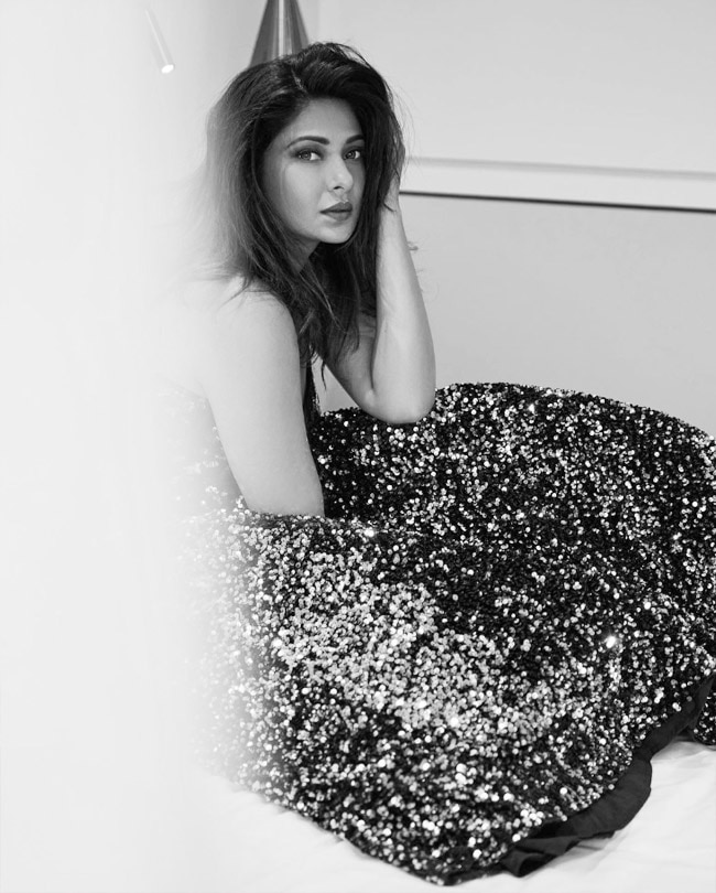 Jennifer Winget Looks Uber Hot In Latest Bold Photoshoot
