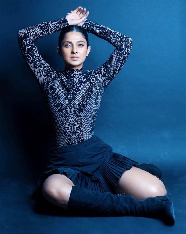 Jennifer Winget Sets Internet On Fire With Sultry Looks in Black – See ...
