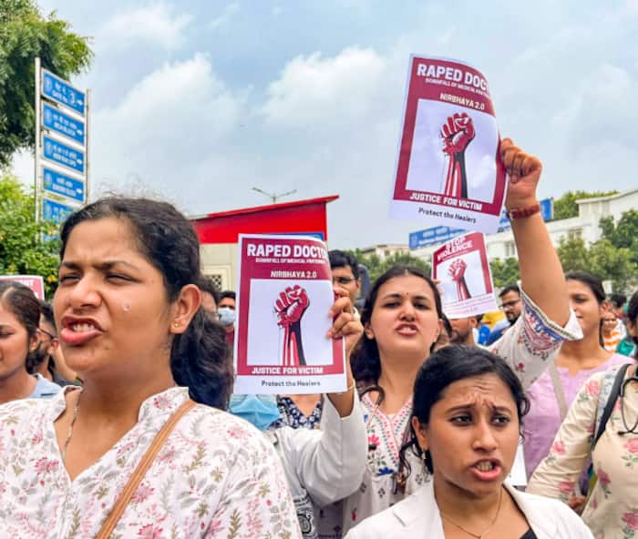 Junior doctors protest in New Delhi