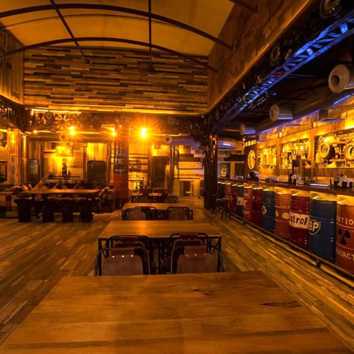 8 cafes in Connaught Place, New Delhi to spice up your Saturday night