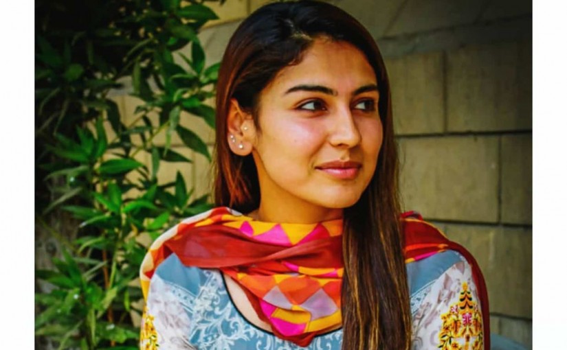 Kainat Imtiaz: Simple & Beautiful