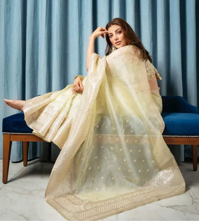Kajal Aggarwal Stuns in Hot Cream-Coloured Blouse And Matching Saree, Pics