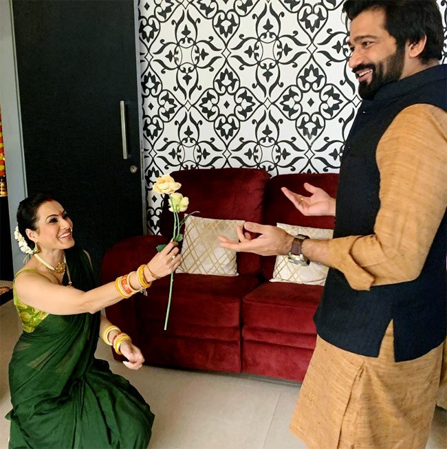Kamya Panjabi looks stunning in a green saree