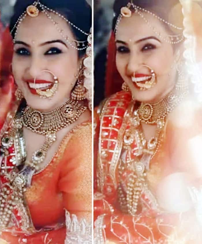 Kamya Punjabi Ties The Knot With Longtime Beau Shalabh Dang