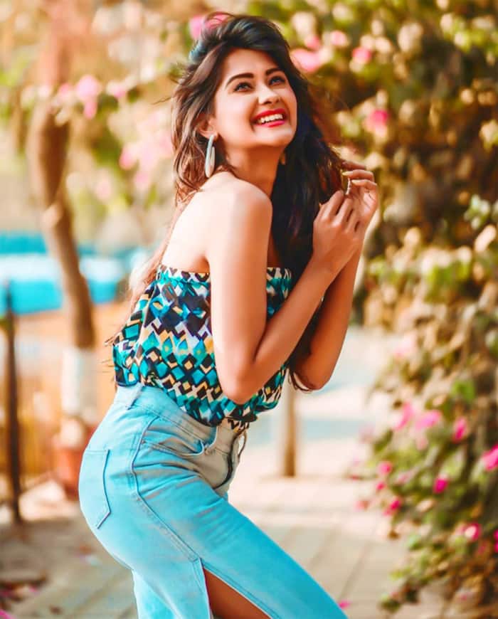 Kanchi Singh's Stunning Photos Will Drive Away Your Mid-Week Blues!