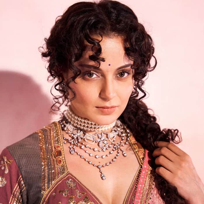 Kangana Ranaut Oozes Elegance in Latest Photos From Ira Nupur's Reception