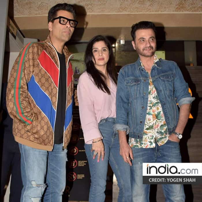 Swara Bhaskar and Shikha Talsania at Veere Di Wedding special screening