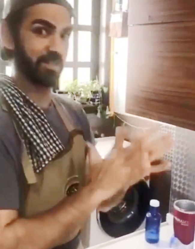 Ranveer Singh and Deepika Padukone cook biryani