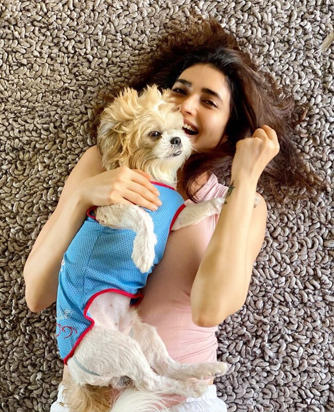 Karishma Tanna latest viral pictures