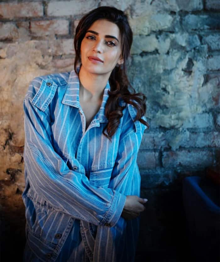 Karishma Tanna is Here to Woo Her Fans by Flaunting Her Sexy Avatar