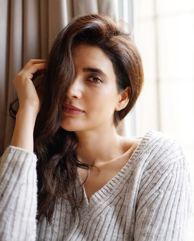 Karishma Tanna amps up the hotness quotient