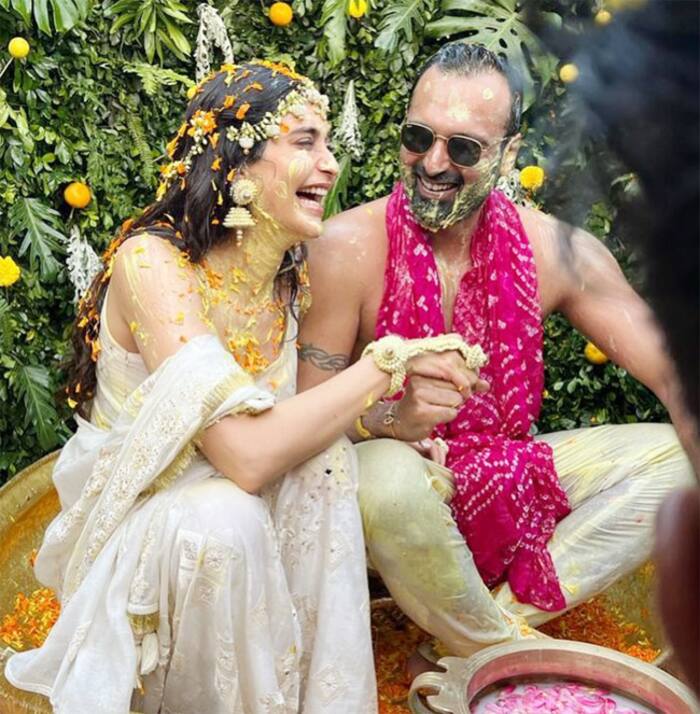 Karishma Tanna-Varun Bangera Haldi Ceremony Begins in Style, Bride And ...