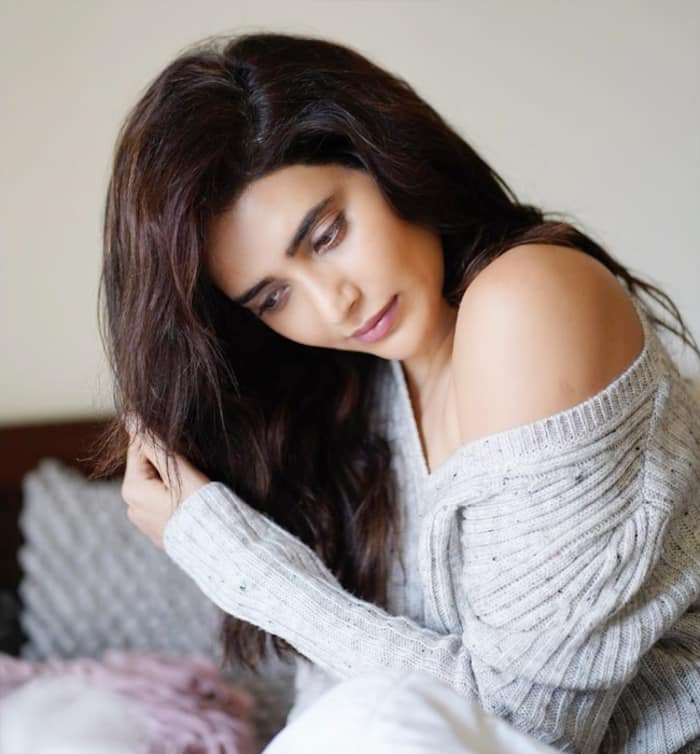 Karishma Tanna amps up the hotness quotient