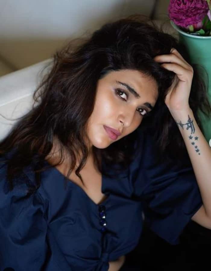 Karishma Tanna flaunts her beauty in yellow