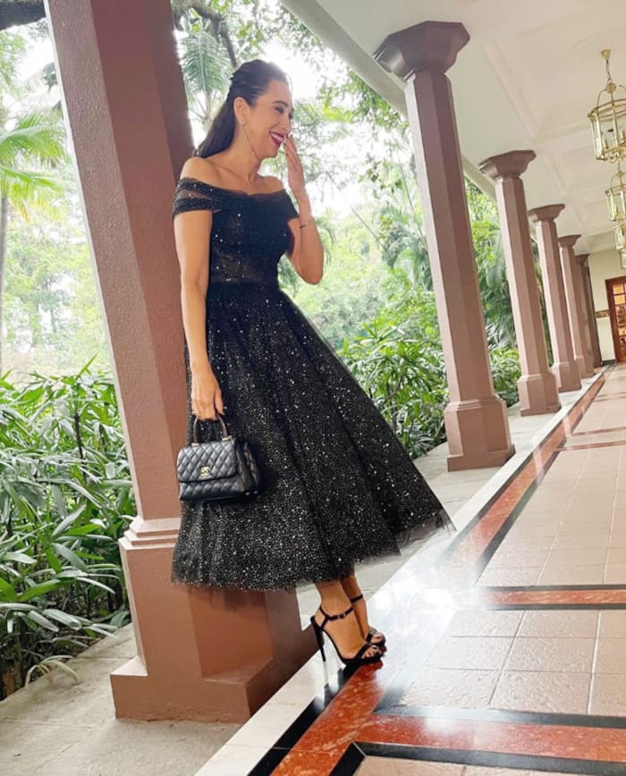 Karisma Kapoor is Acing The Art of Minimalism