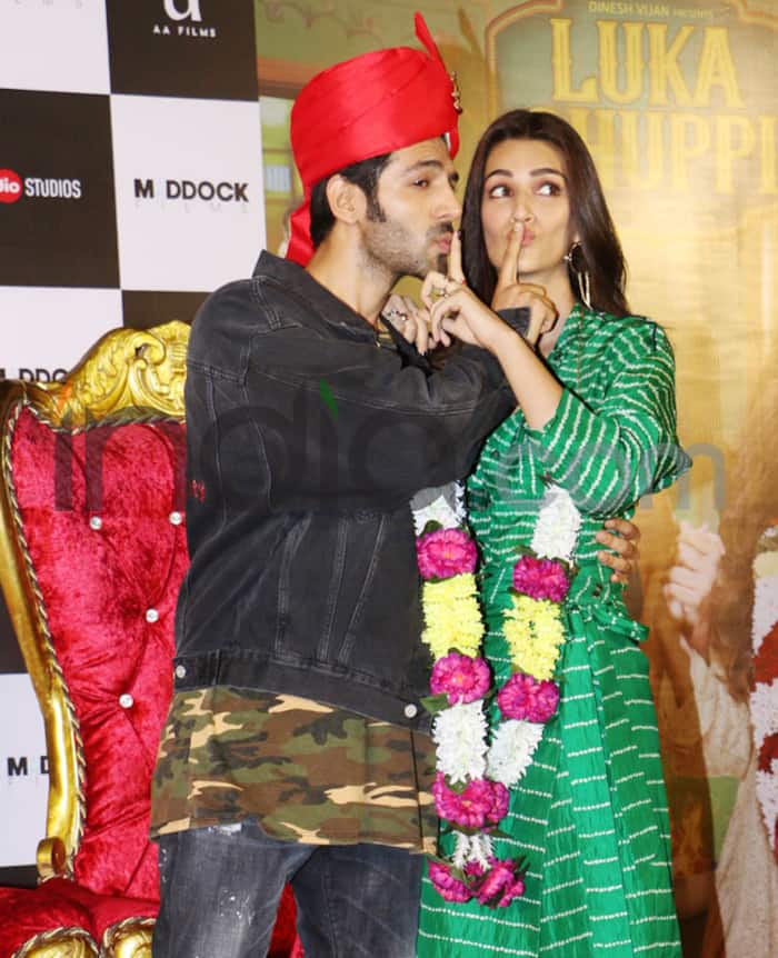 Kartik Aaryan, Kriti Sanon go on Complicated Marriage Ride in Luka Chuppi