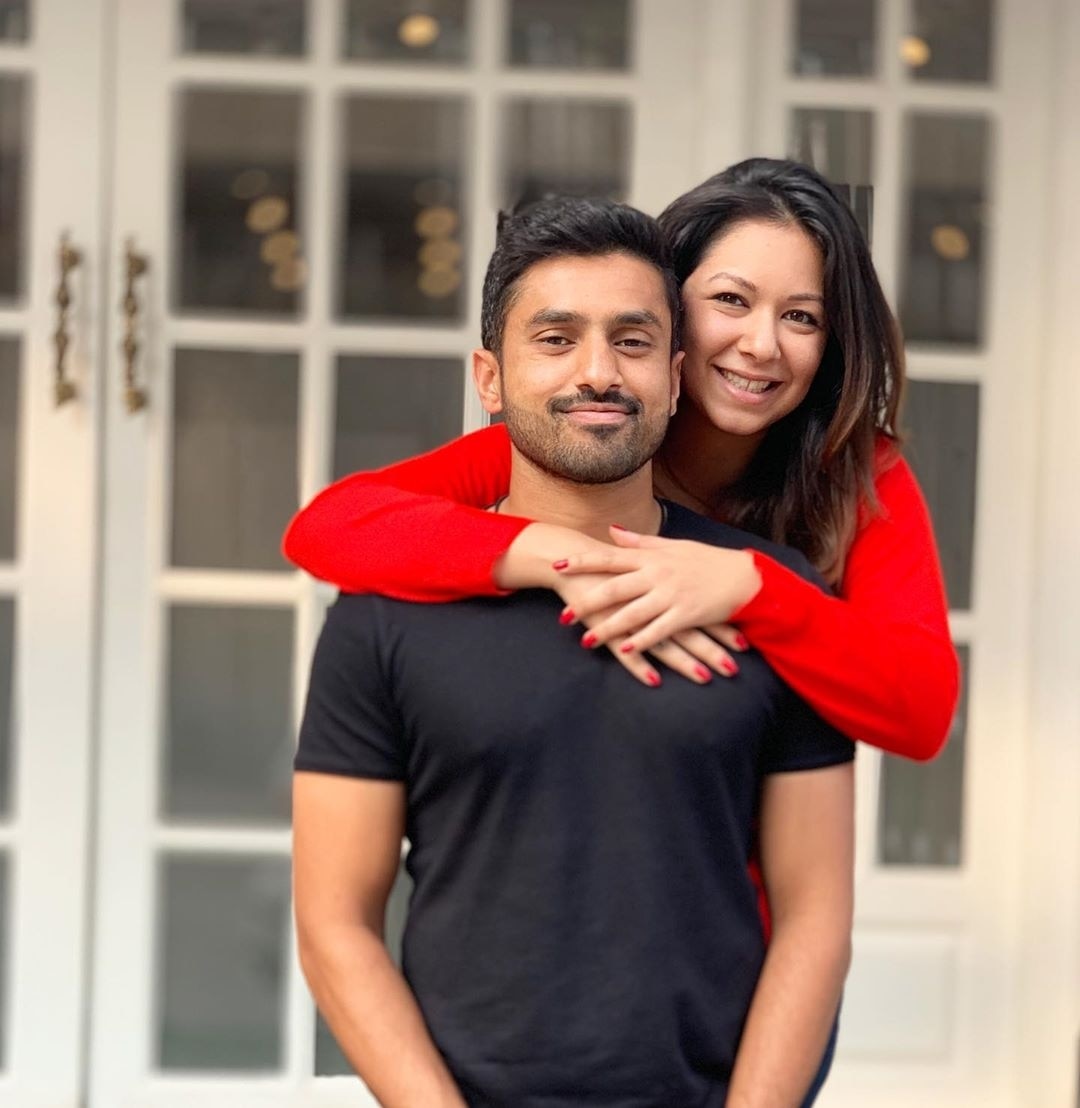 Karun Nair Kisses Sanaya Tankariwala, Isn't it Adorable?