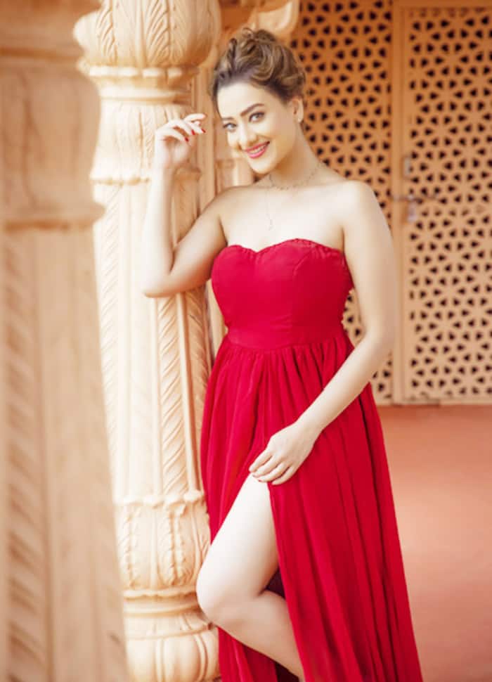 Anupamaa Fame Kavya Aka Madalsa Sharma Stuns Fans With Her Hot Avatar ...