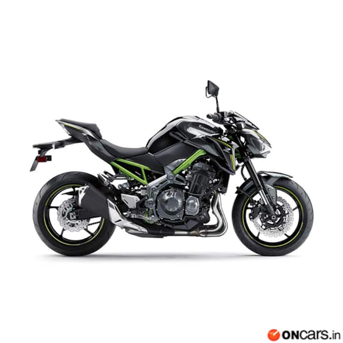 Kawasaki Z900: Photo Gallery