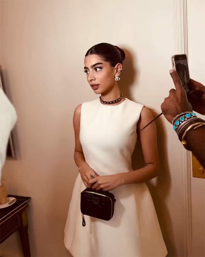 Khushi Kapoor Gets Her Fashion Game Strong in Rs 90K White Classic ...