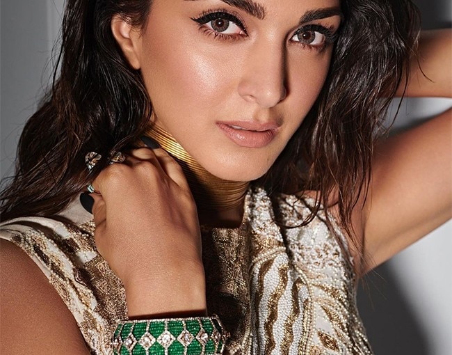 Kiara Advani Glitters In A Shimmery Gold Outfit