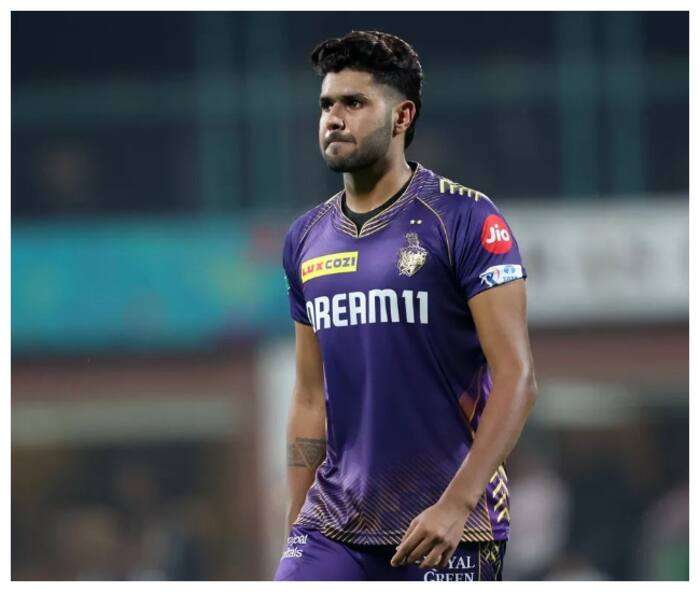 Kolkata Knight Riders 2 players