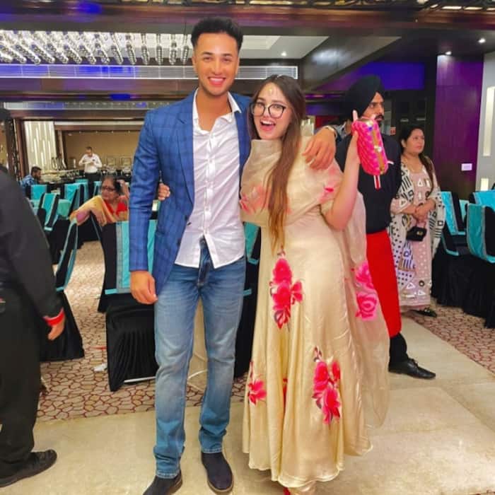 Meet Abhishek Sharma's beautiful sister who played a big role in SRH star's career, her name is ...