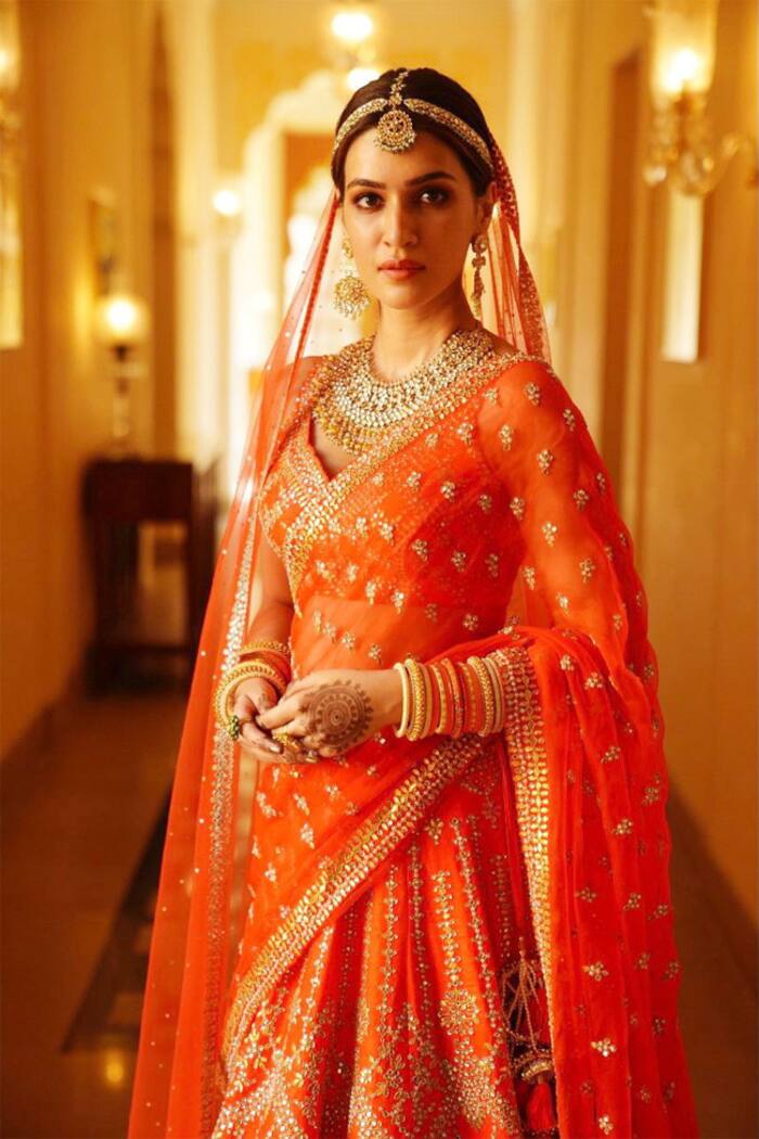 Kriti Sanon Looks Majestic In Orange Bridal Look For Her Film Hum Do