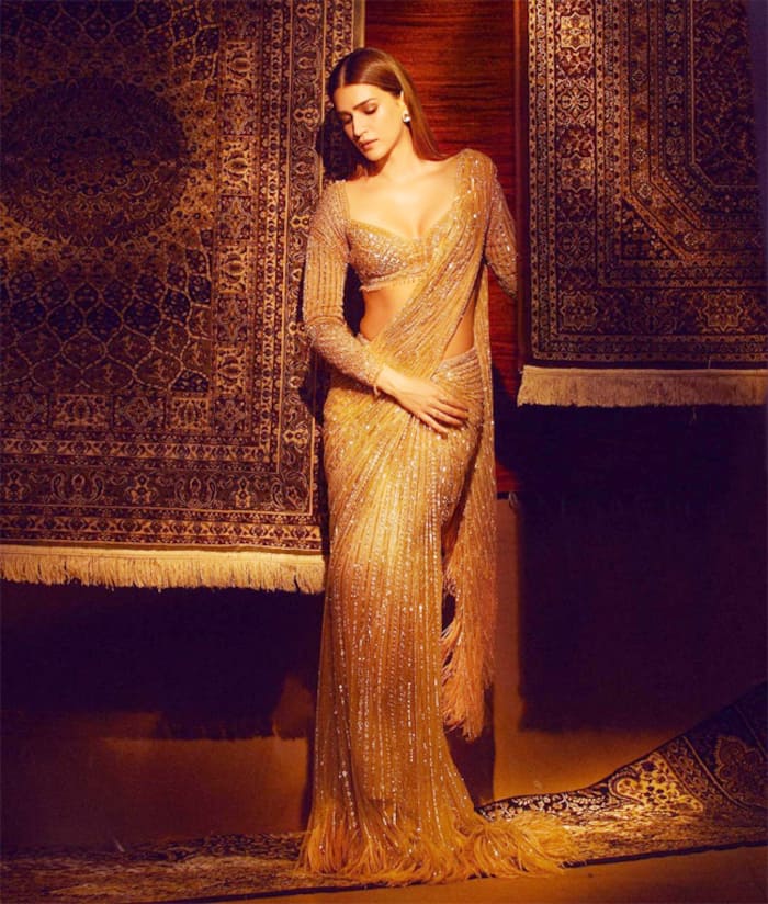 Kriti Sanon Glows in a Shimmering Sequin Contemporary Saree| See Stunning Pics