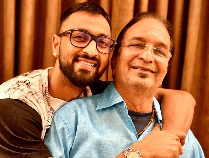 Krunal Pandya with his father