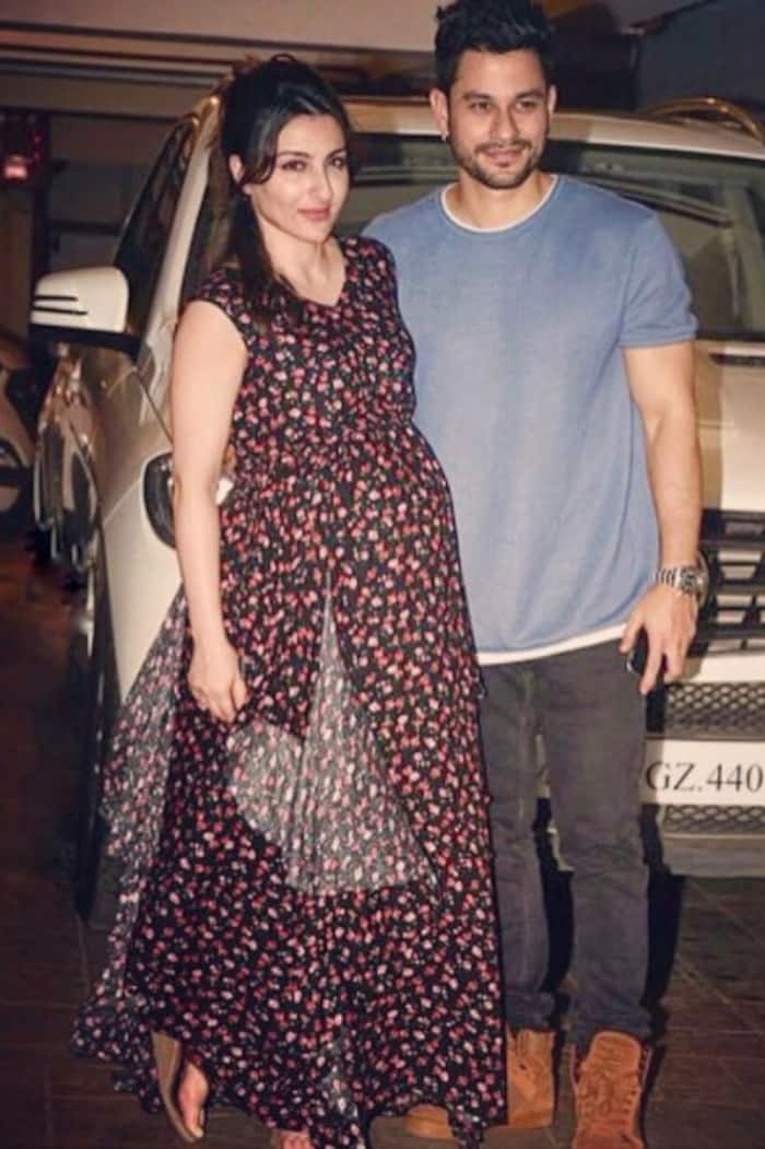 Kunal Khemmu with daughter Inaya Naumi Khemmu