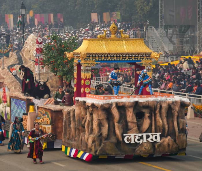 Ladakh tableau on display