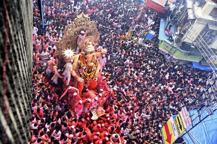 Ganpati Visarjan 2023: Flowers, Dance And Colours, Devotees Bid Adieu ...