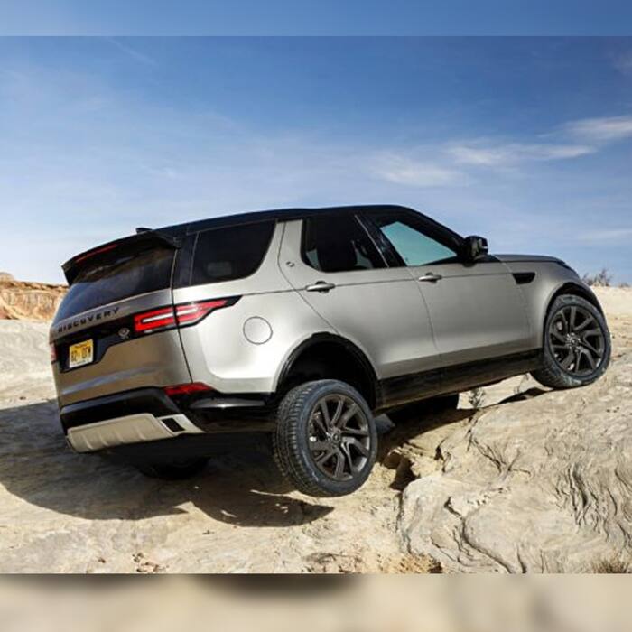 Land Rover Discovery launched in India: Check out its features and ...
