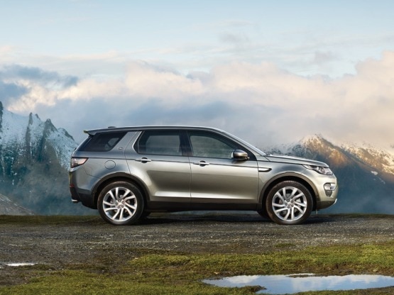 Land Rover Discovery Sport Photo Gallery img20