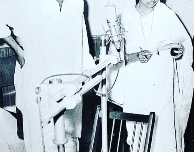 Lata Mangeshkar is Back Home And is Recovering