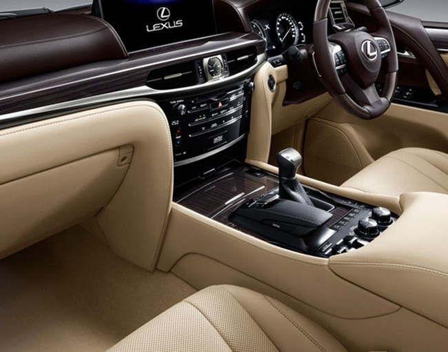 Lexus LX 450d interiors