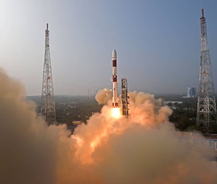 In Pics: ISRO Launches X-Ray Polarimeter Satellite (XPoSat) From The ...