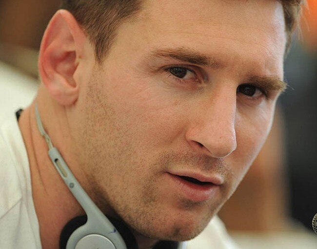 Lionel Messi poses for a stunning picture