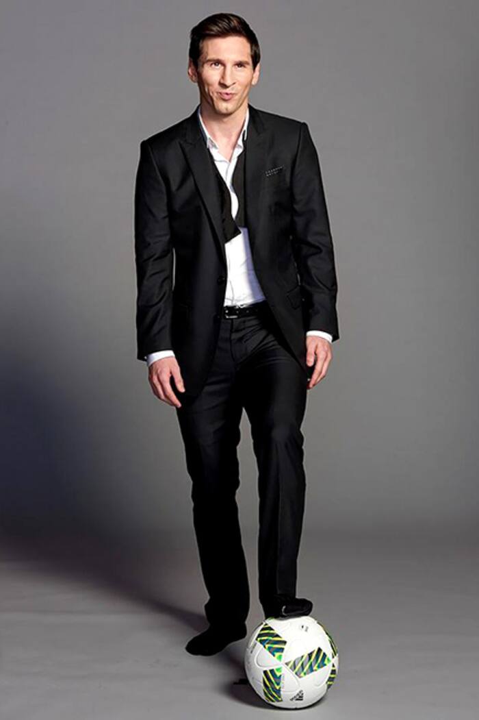 Unseen side of Lionel Messi on the cover of Sports Illustrated magazine!