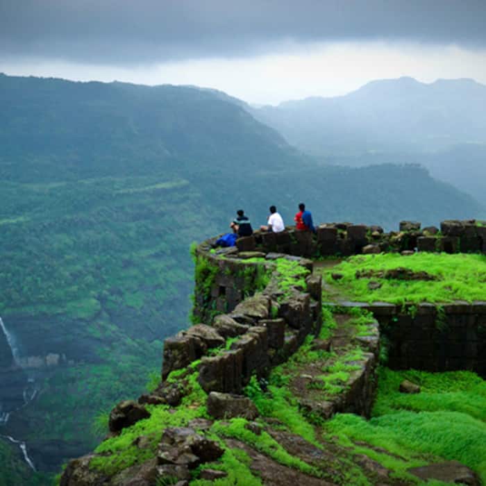 9 best places to visit in April in India!