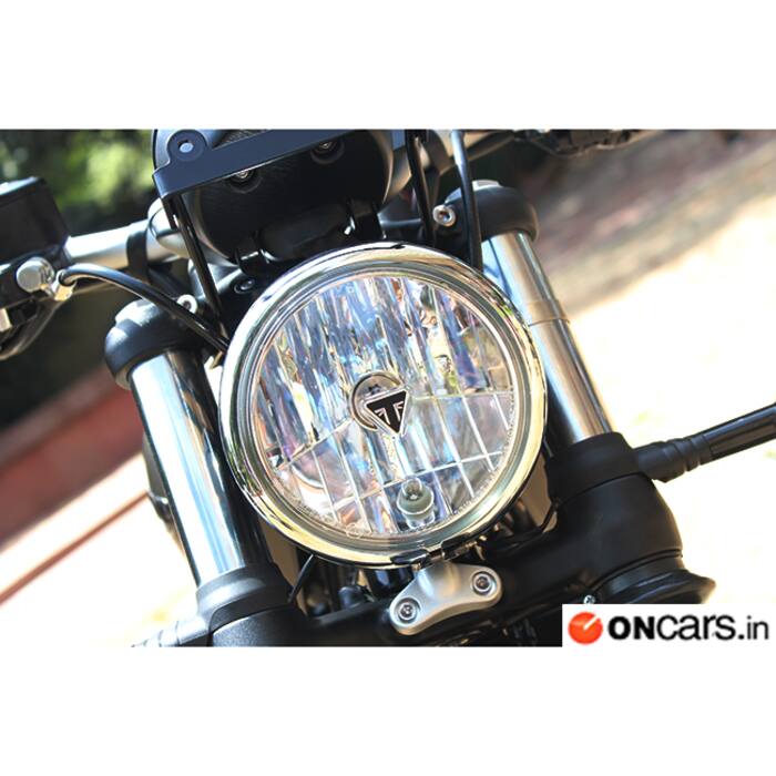 Triumph Bobber is the latest addition to the Triumph modern classic ...