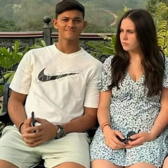 IPL 2025: Yashasvi Jaiswal shares pic with rumoured girlfriend, her ...