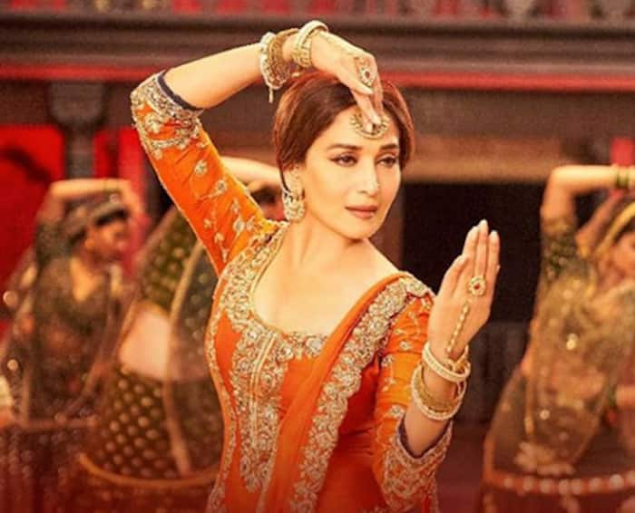 Madhuri Dixit in Kalank’s ‘Tabaah Ho Gaye’
