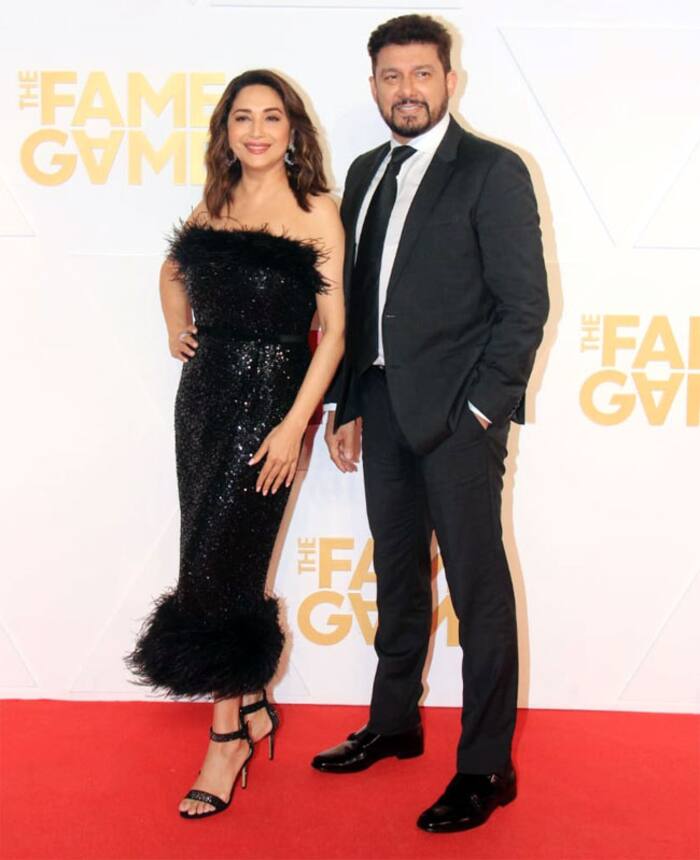 Madhuri Dixit Looks Breathtakingly Beautiful in a Black Sequin Dress ...