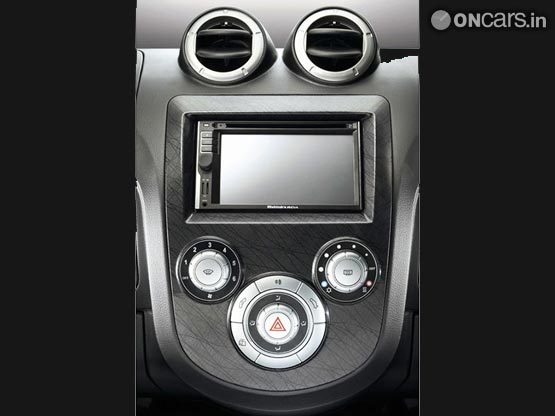 Mahindra Reva e2o Interior img5