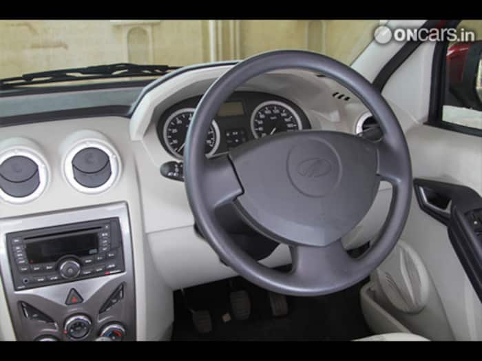 Mahindra Verito D6 Interiors
