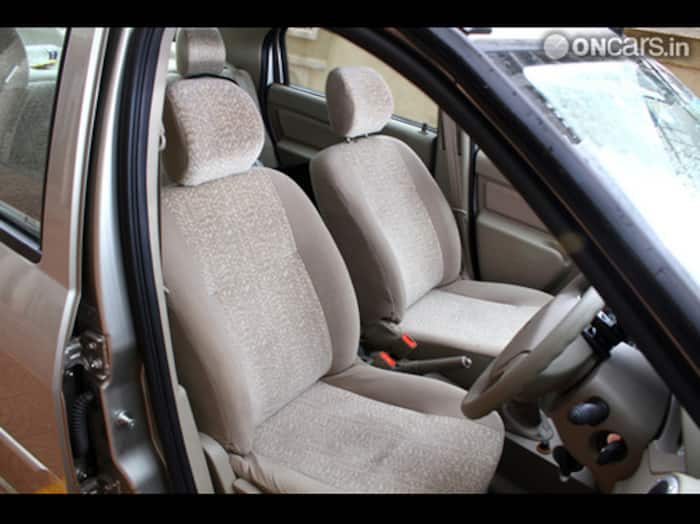 Mahindra Verito Interior