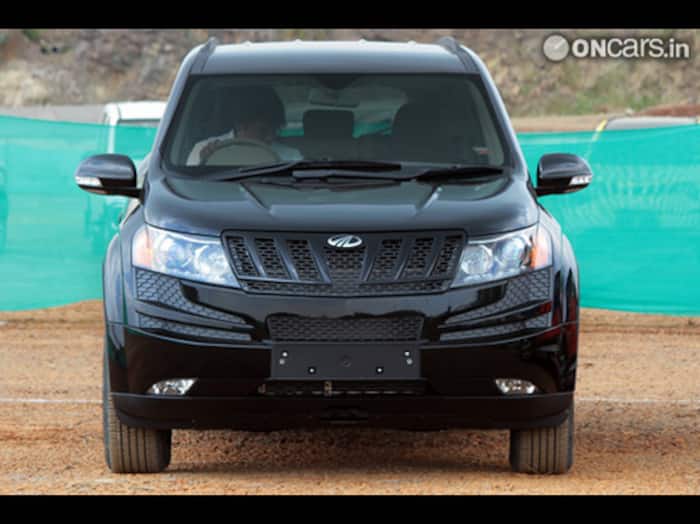 Mahindra XUV500 Exterior