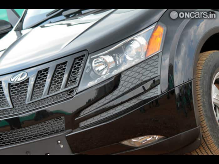 Mahindra XUV500 Exterior